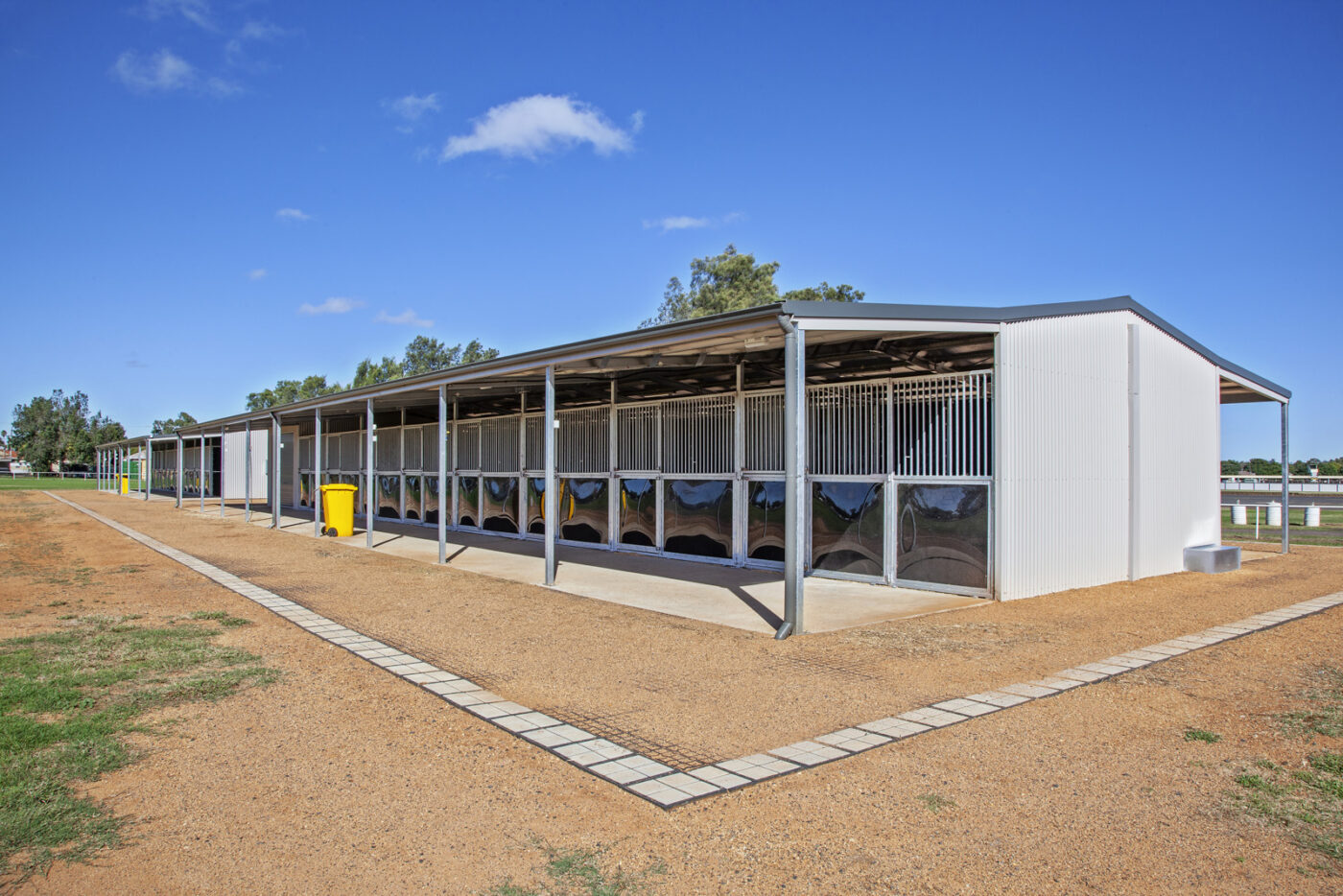 Dubbo Showground Stables | Commercial Projects OMNI Building